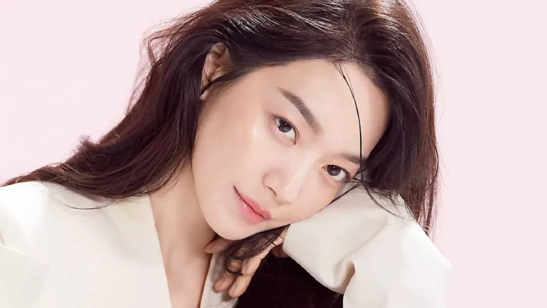 Shin Min Ah Donasi 3,2 Miliar Rupiah Sepanjang 2022 - TrueID