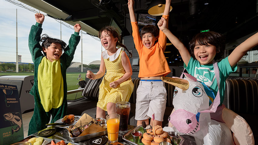 ฉลองวันเด็กที่ท็อปกอล์ฟ เมกาซิตี้ กับ Brunch by The Bus & Booze by The Bay