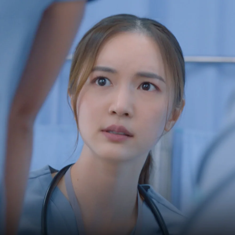 ไฮไลท์ CHARACTER Emergency Couple : อร พัทธ์ธีรา รับบท หมอเมย์ - TrueID Shorts
