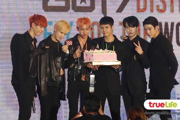 Clip 6หนุ่ม GOT7 พบปะแฟน ๆ แบบเต็มอิ่ม ใน GOT7 1st CONCERT FLY IN BANGKOK