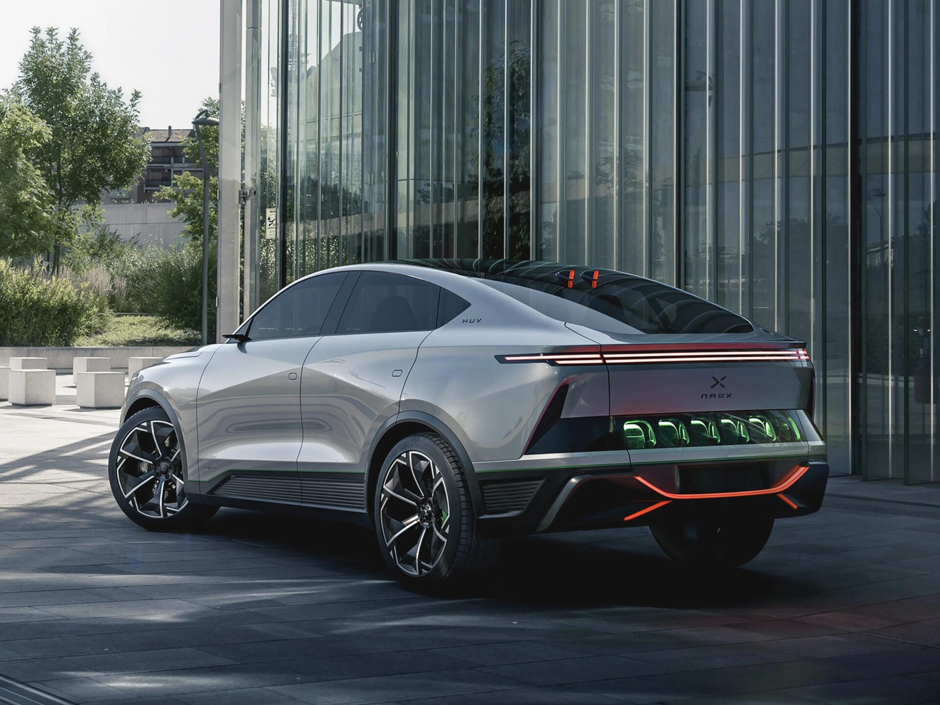 NamX HUV รถ FCEV พร้อมถังไฮโดรเจน ถอดเปลี่ยนได้ ขับขี่ไกล 800 กม. ส่ง ...