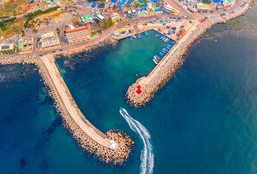 Cheongsapo Lighthouse ประภาคารขาวแดง ที่เที่ยวปูซาน เกาหลี จุดเช็คอิน ...