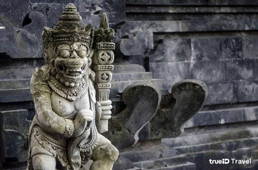 เที่ยวบาหลี สักการะวัดตานะฮ์ลอต Tanah Lot วัดบนโขดหินกลางทะเล อินโดนีเซีย