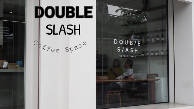 DOUBLE SLASH Coffee Space