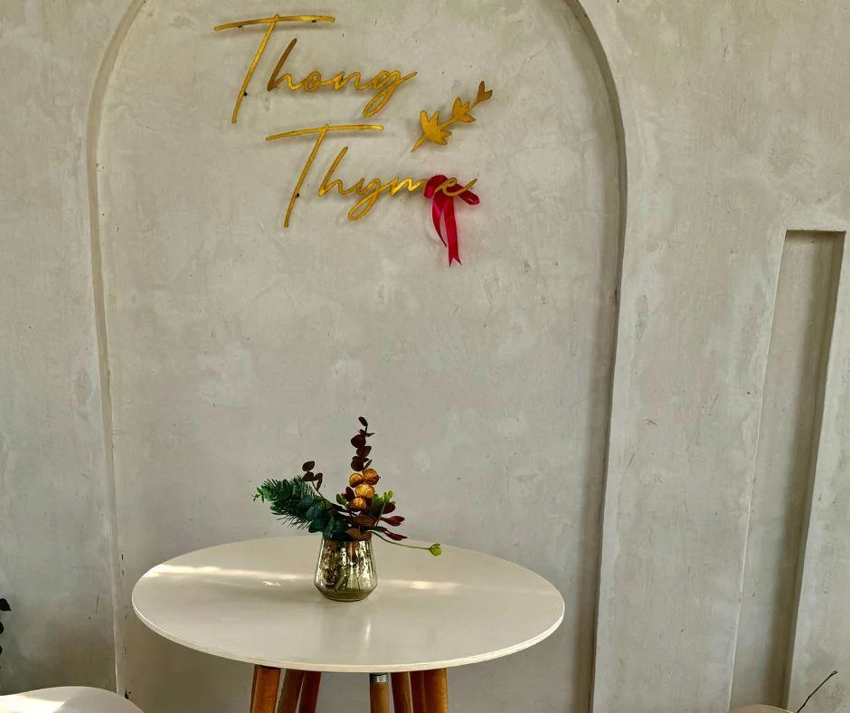 หนุ่ม-สุทน ชวนมานั่งจิบกาแฟริมบึง "Thong Thyme Cafe" บึงนวมินทร์ ถ.ประเสริฐมนูกิจ เขตบึงกุ่ม ...