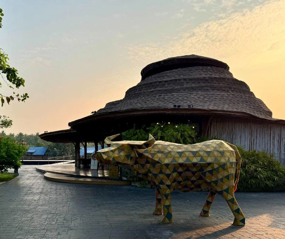 หนุ่ม-สุทน ชวนนั่งจิบกาแฟสุดชิล "The Buffalo Cafe" จ.สมุทรสงคราม