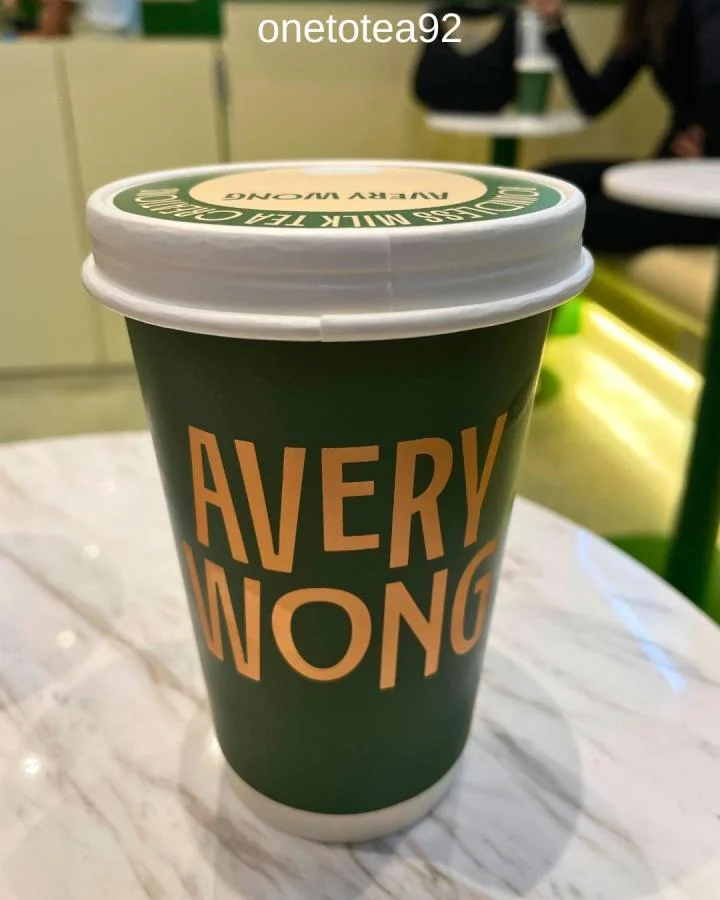 รีวิว ร้าน Avery Wong (เอเวอรี่ หว่อง) ร้านชานมเปิดใหม่ เจ้าของเดียวกับ KARUN ที่ห้าง Gaysorn Amarin