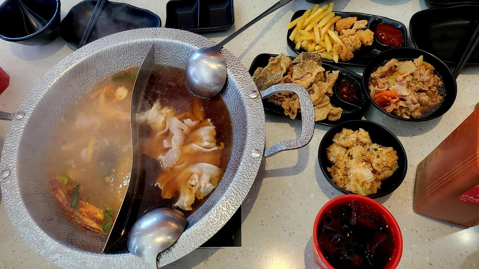 Suki King บุฟเฟ่ต์ 219 บาท สาขารัตนาธิเบศร์ เปิดใหม่ ทำเลดี