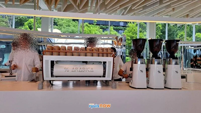 รีวิว Arabica สาขา TDPK สวยจึ้ง! จนต้องแวะมาเช็คอิน
