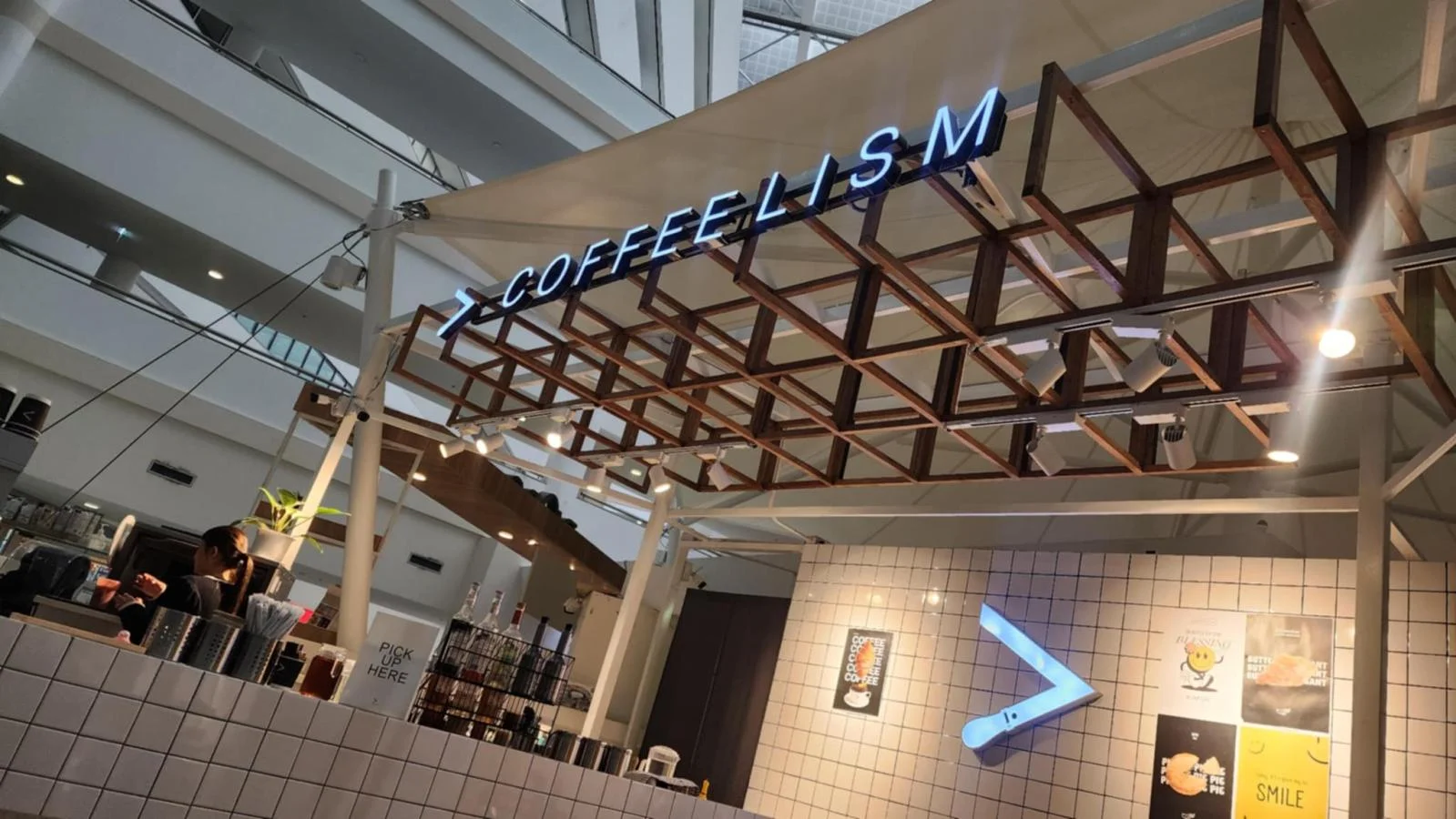 Coffeelism แจ้งวัฒนะ กาแฟดีที่ไม่ควรมองข้าม