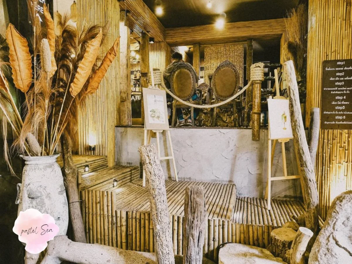 สำรวจแคมป์ที่ TAAB คาเฟ่ป่าชายเลนอ่างศิลา