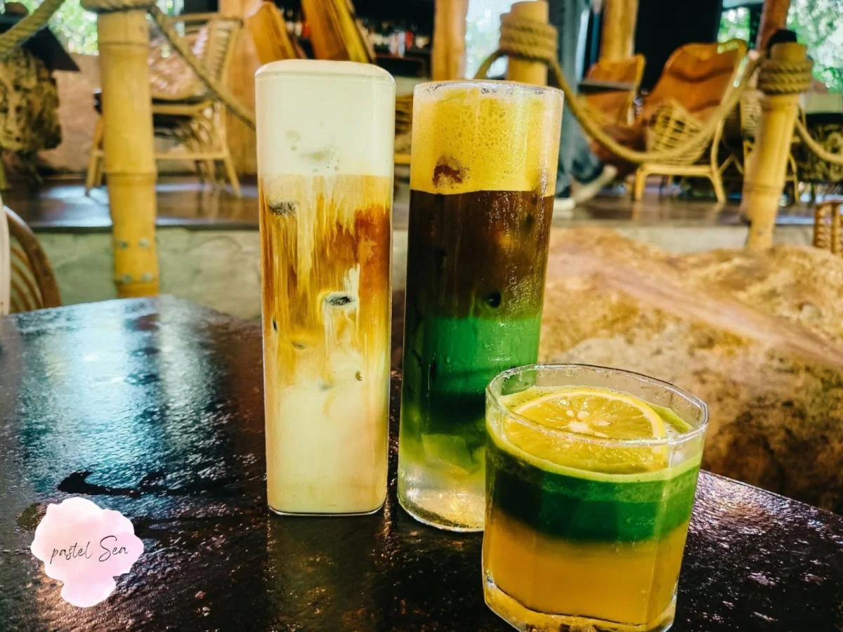 สำรวจแคมป์ที่ TAAB คาเฟ่ป่าชายเลนอ่างศิลา