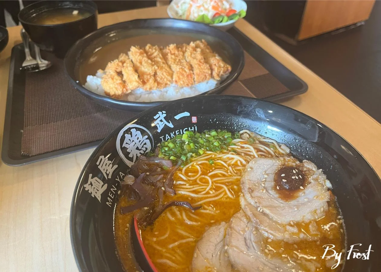 Starbucks The Davis และ Ramen Takeichi ถ่ายรูปสไตล์เมืองนอก