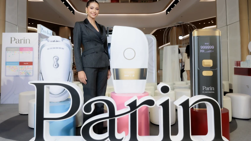Parin พา แอนโทเนีย มาเคลียร์เรื่องผิวสวยด้วยตัวเอง ในงานเปิด ป๊อป อัพ ส ...